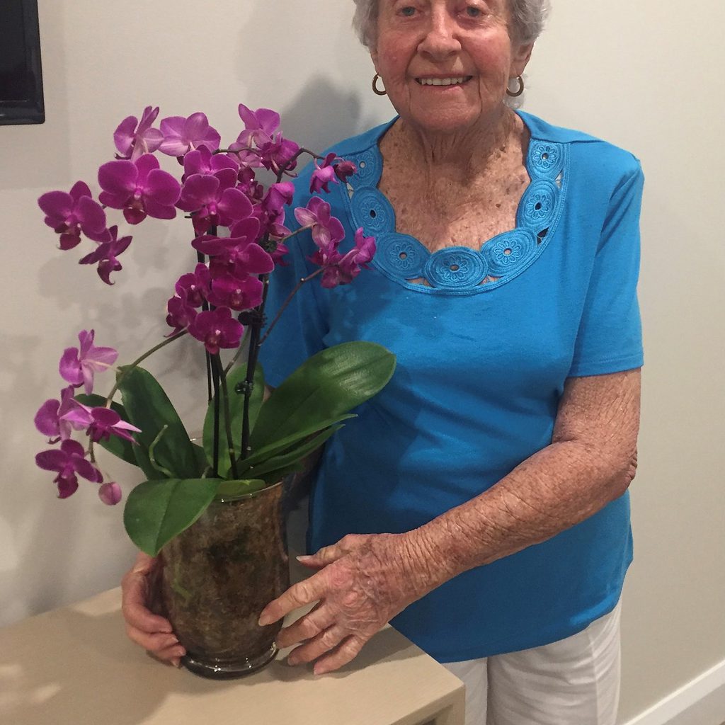 HUTCHINSON, Jessie Ruth - Funeral Announcement